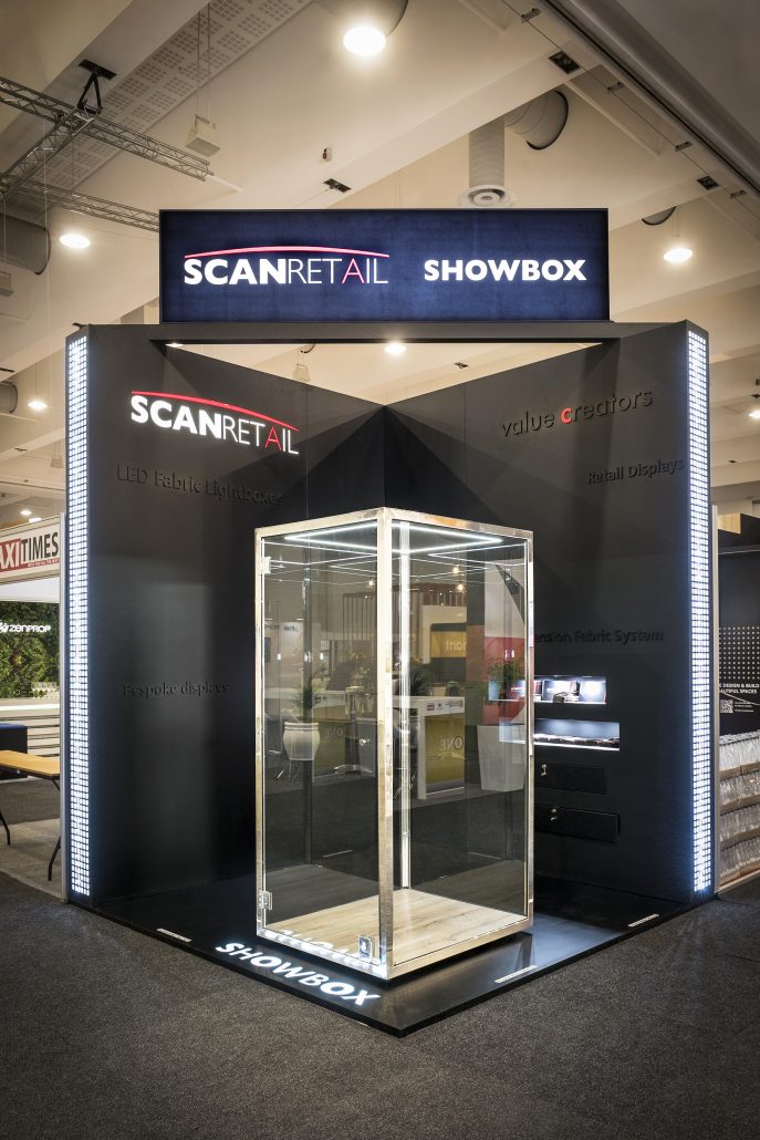 Glass-Display-Cube – Retail Display Solutions | Kiosk Design & Branding ...